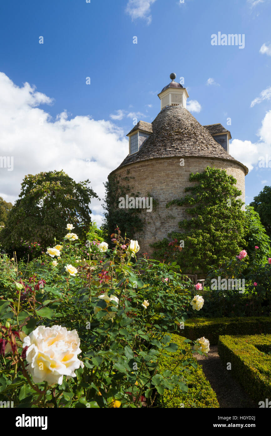 Rousham gardens hi-res stock photography and images - Alamy