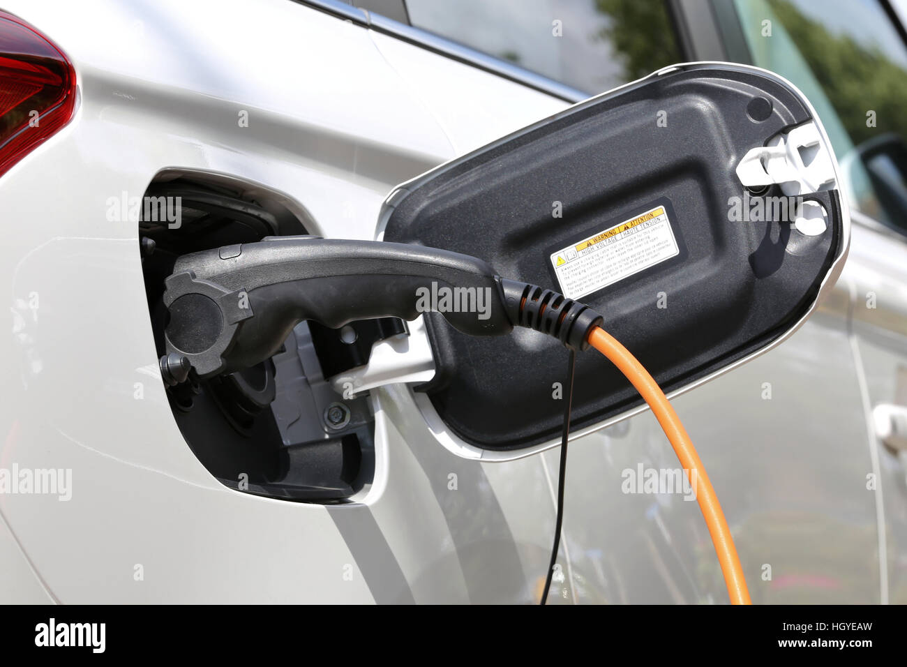 Electric powered car range hi-res stock photography and images - Alamy