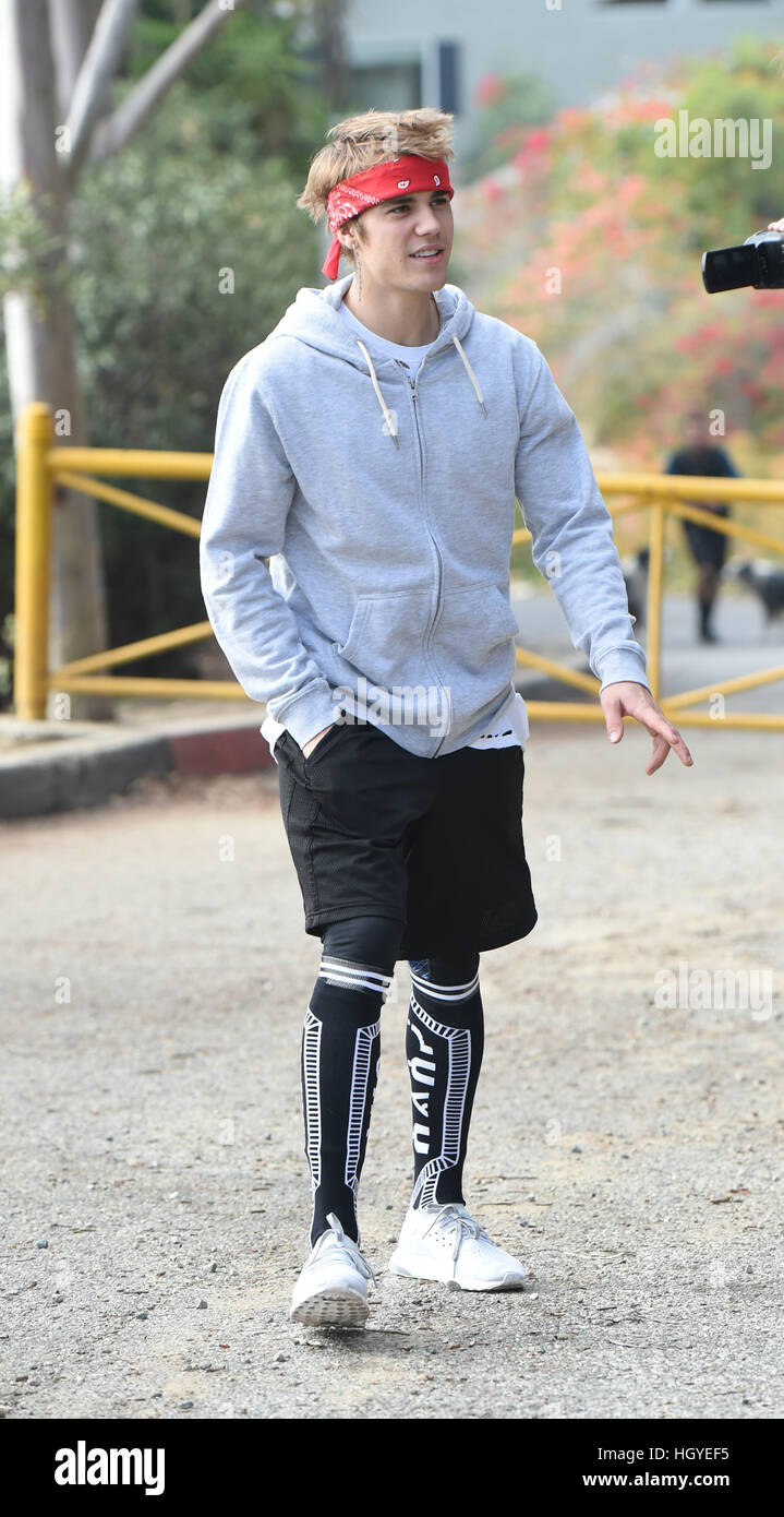 Justin Bieber goes for a run on a steep trail in Los Angeles Featuring ...