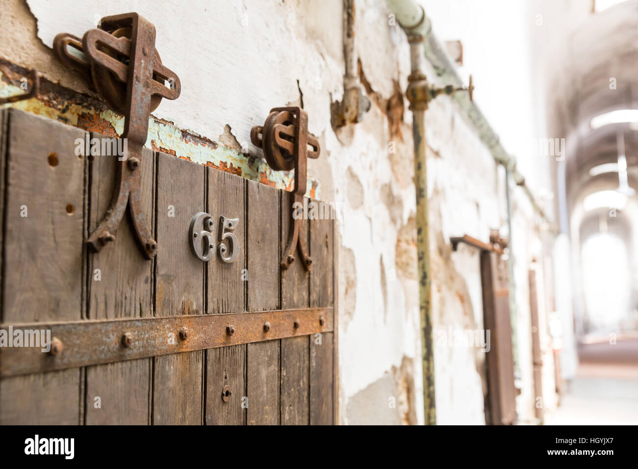 Old prison cell hi-res stock photography and images - Alamy