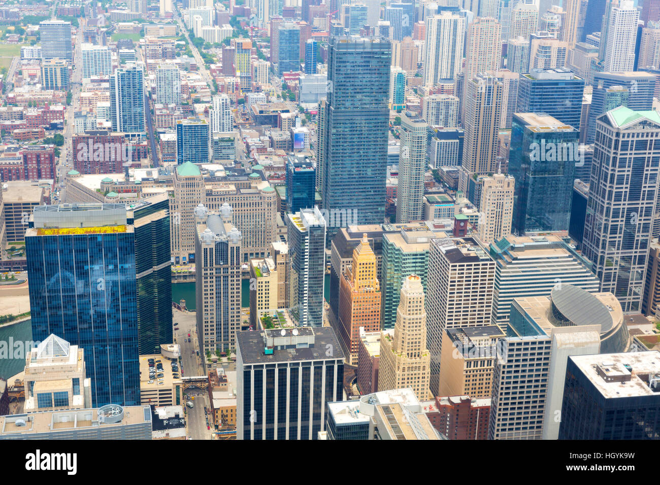 Chicago skyline fog hi-res stock photography and images - Alamy