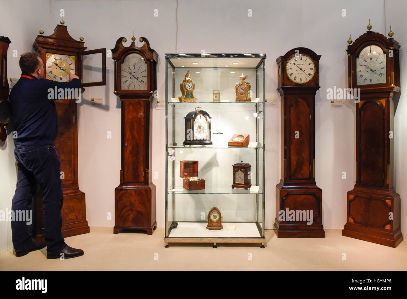 Collectors clocks hi-res stock photography and images - Alamy