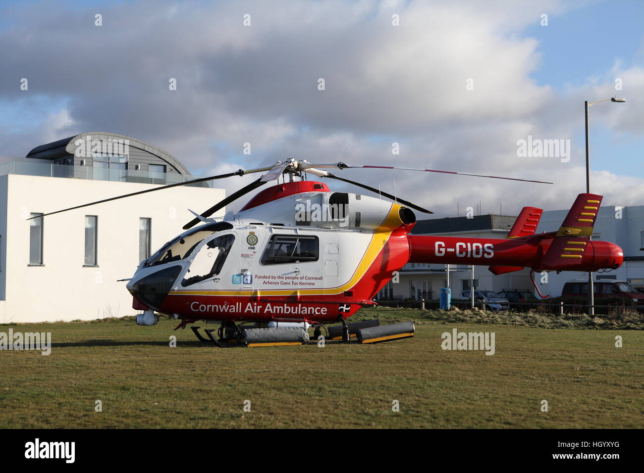 Cornwall air ambulance hi-res stock photography and images - Alamy