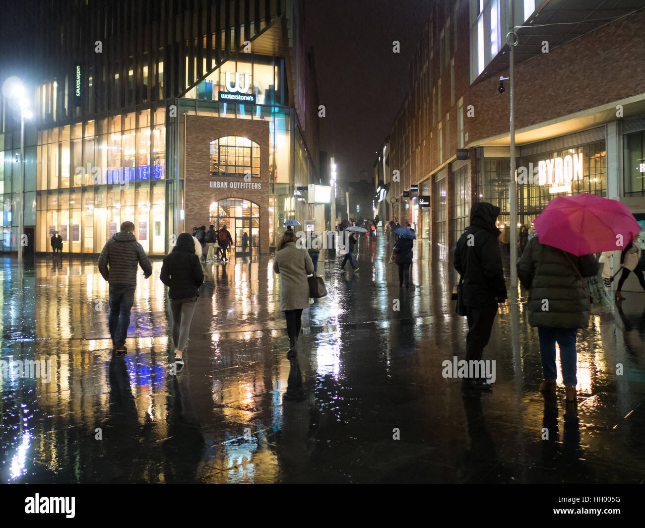 Liverpool UK 14th January 2017. UK Weather. Heavy rain this evening in ...