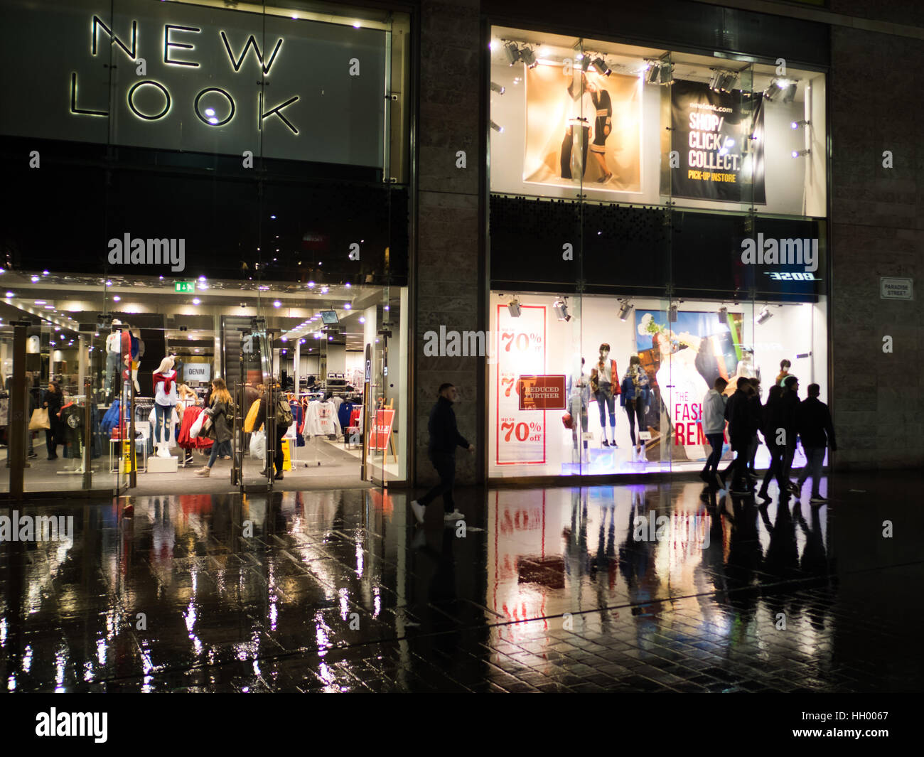 Liverpool UK 14th January 2017. UK Weather. Heavy rain this evening in ...