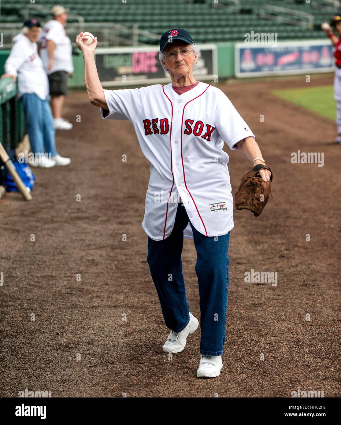 1950s baseball game hi-res stock photography and images - Alamy