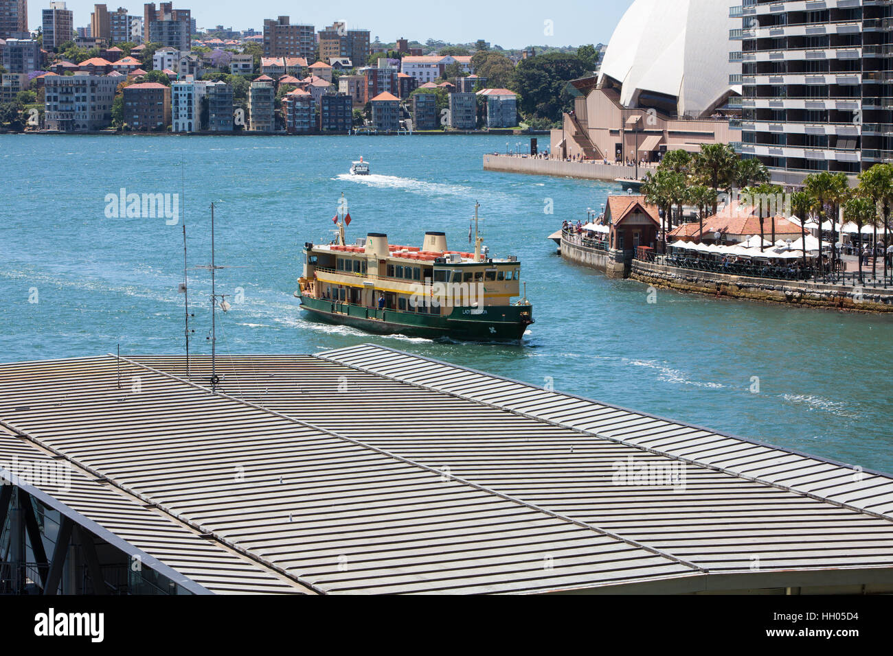 Sydney ferry on the harbour approaches Circular Quay ferry terminal ...