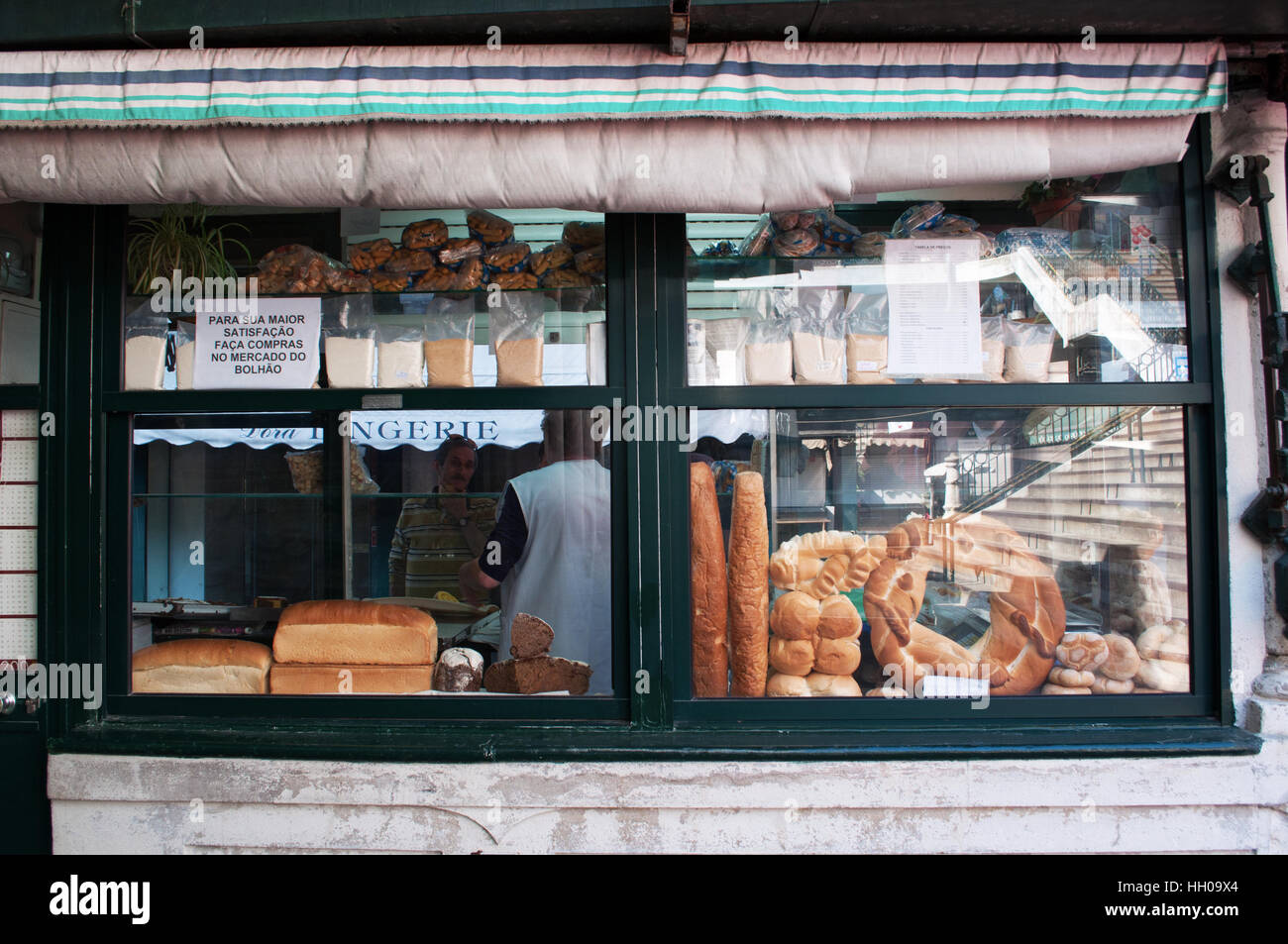 Mercado do bolhao porto hi-res stock photography and images - Alamy