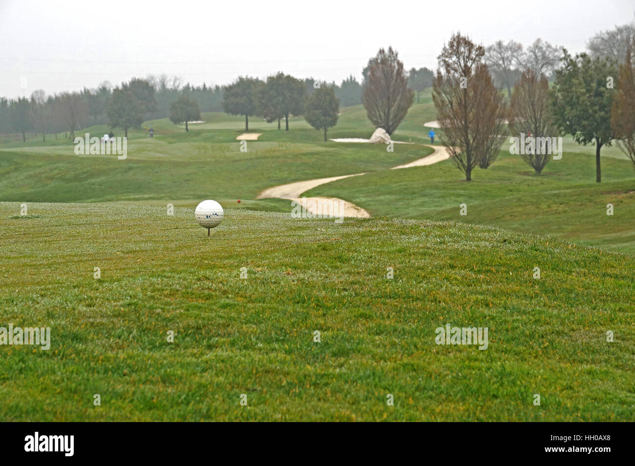 Golf course sunrise dawn morning hi-res stock photography and images ...