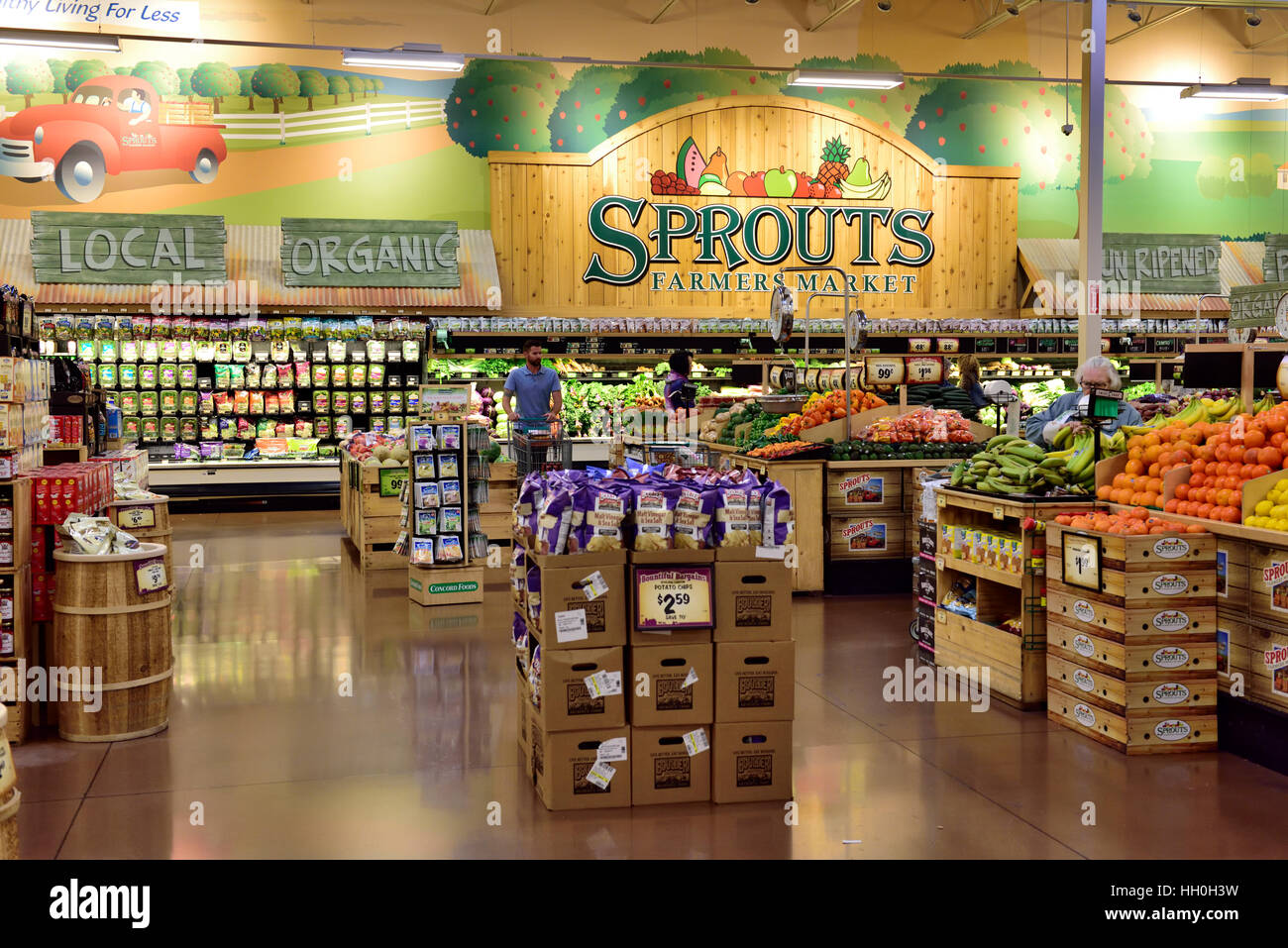 Produce section market store hi-res stock photography and images - Alamy