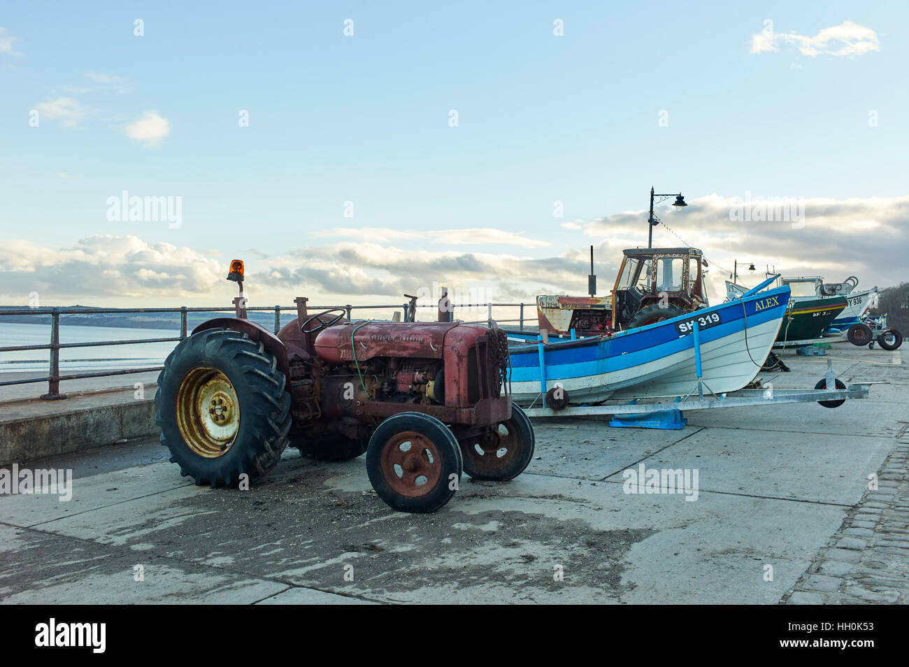 Filey fishing hi-res stock photography and images - Alamy