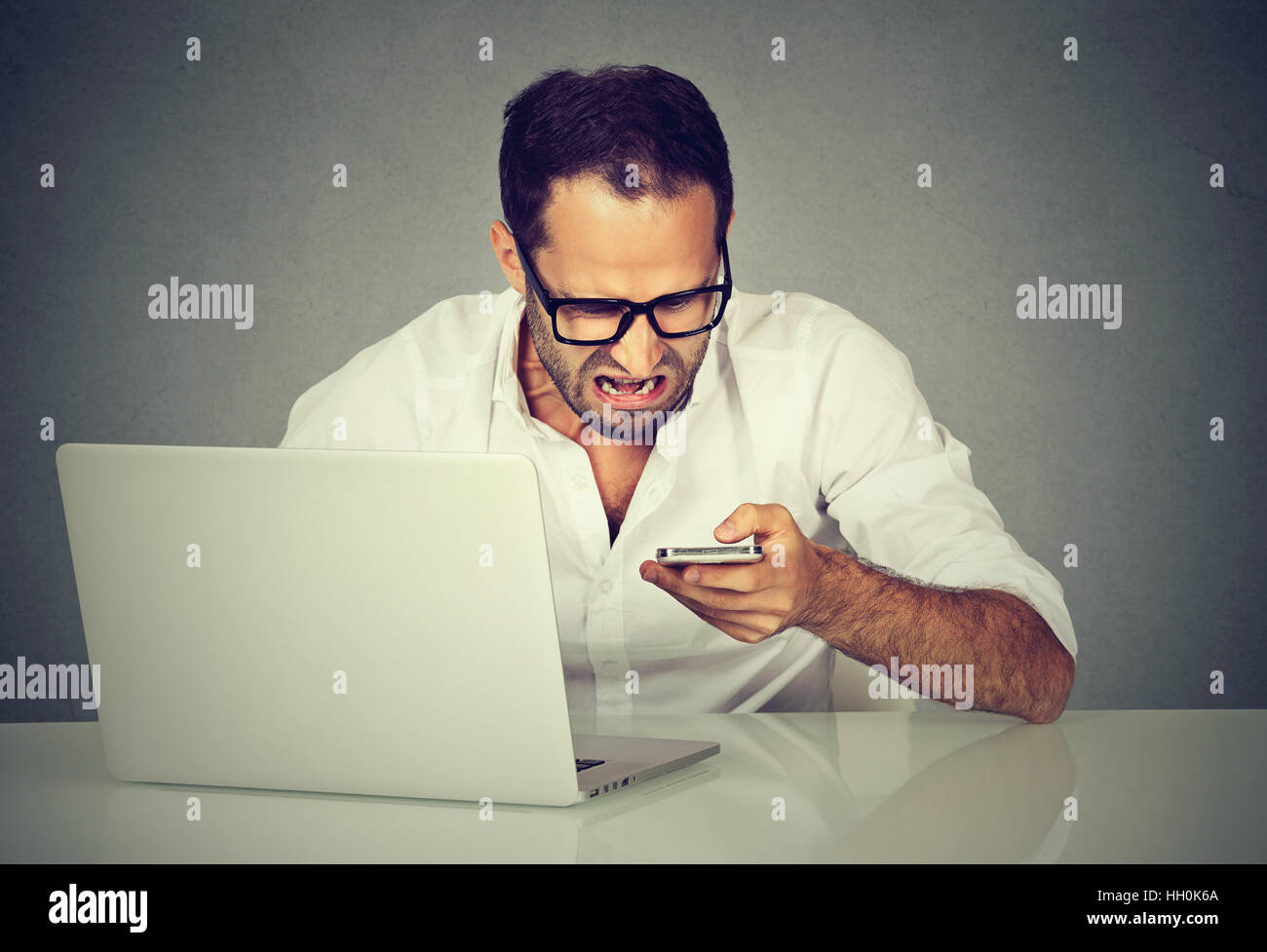 Frustrated computer user hi-res stock photography and images - Alamy