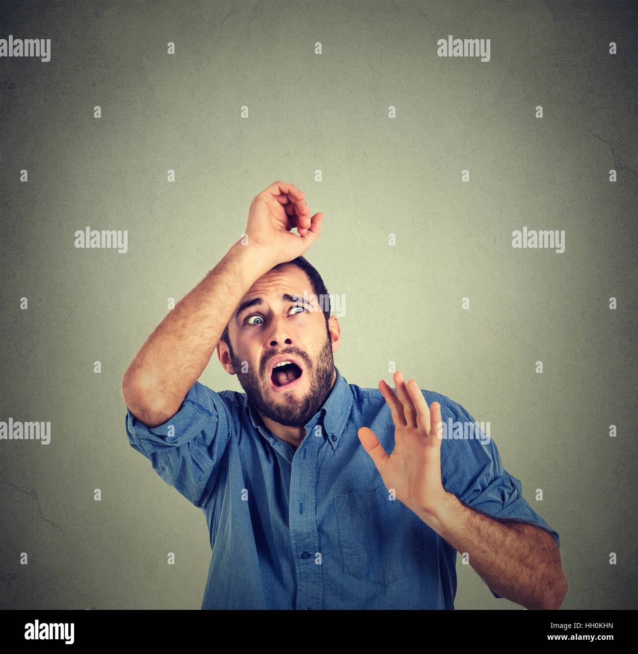 Shocked scared hi-res stock photography and images - Alamy