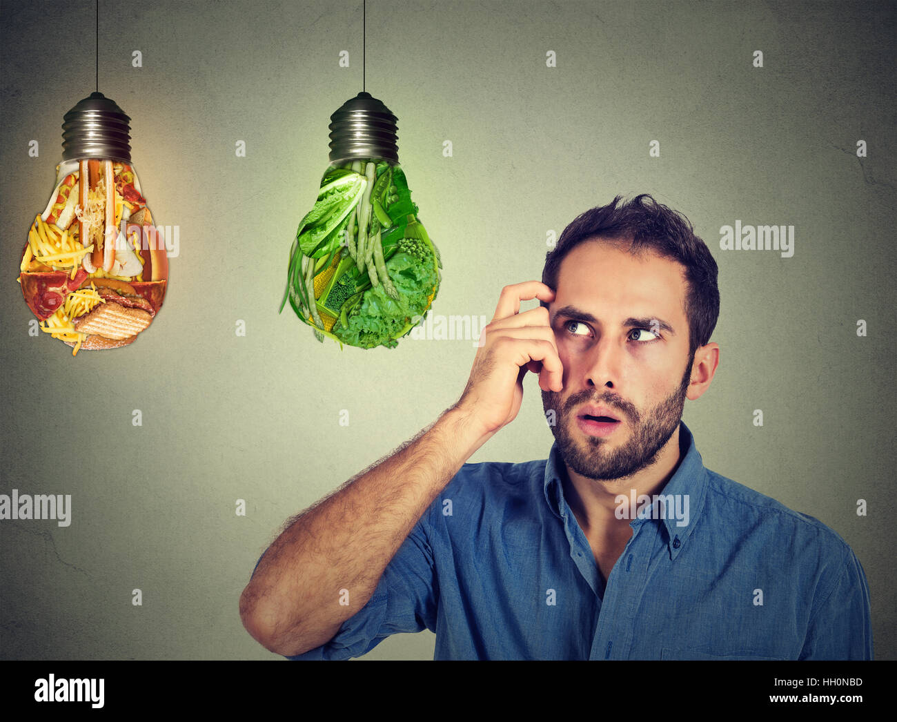 Thinking and puzzled man hi-res stock photography and images - Alamy