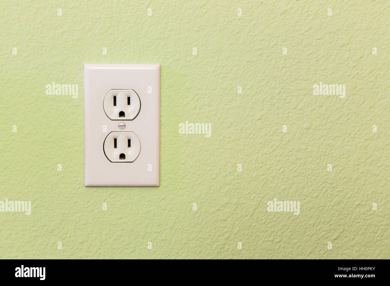 Electrical sockets hi-res stock photography and images - Alamy