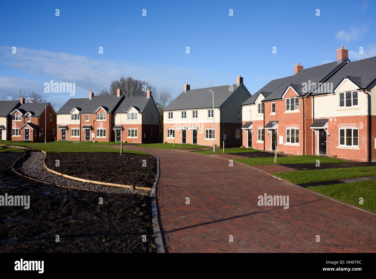 Modern housing development hi-res stock photography and images - Alamy