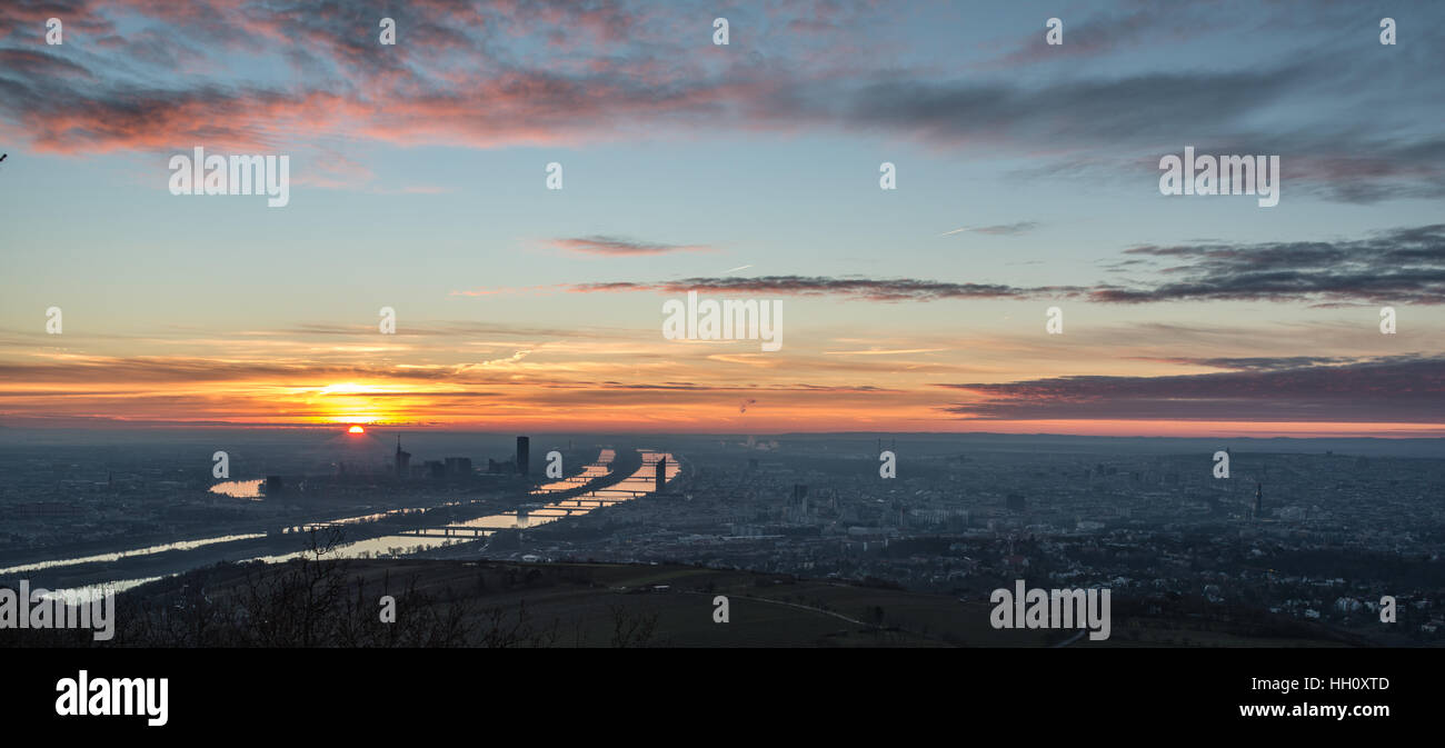 Sunset light over vienna hi-res stock photography and images - Alamy