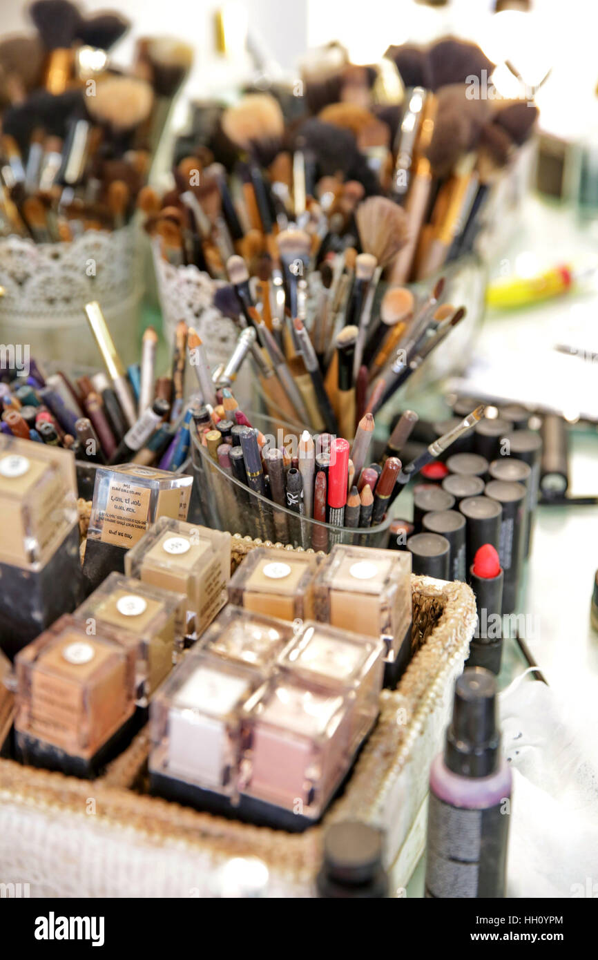 Makeup equipment hi-res stock photography and images - Alamy