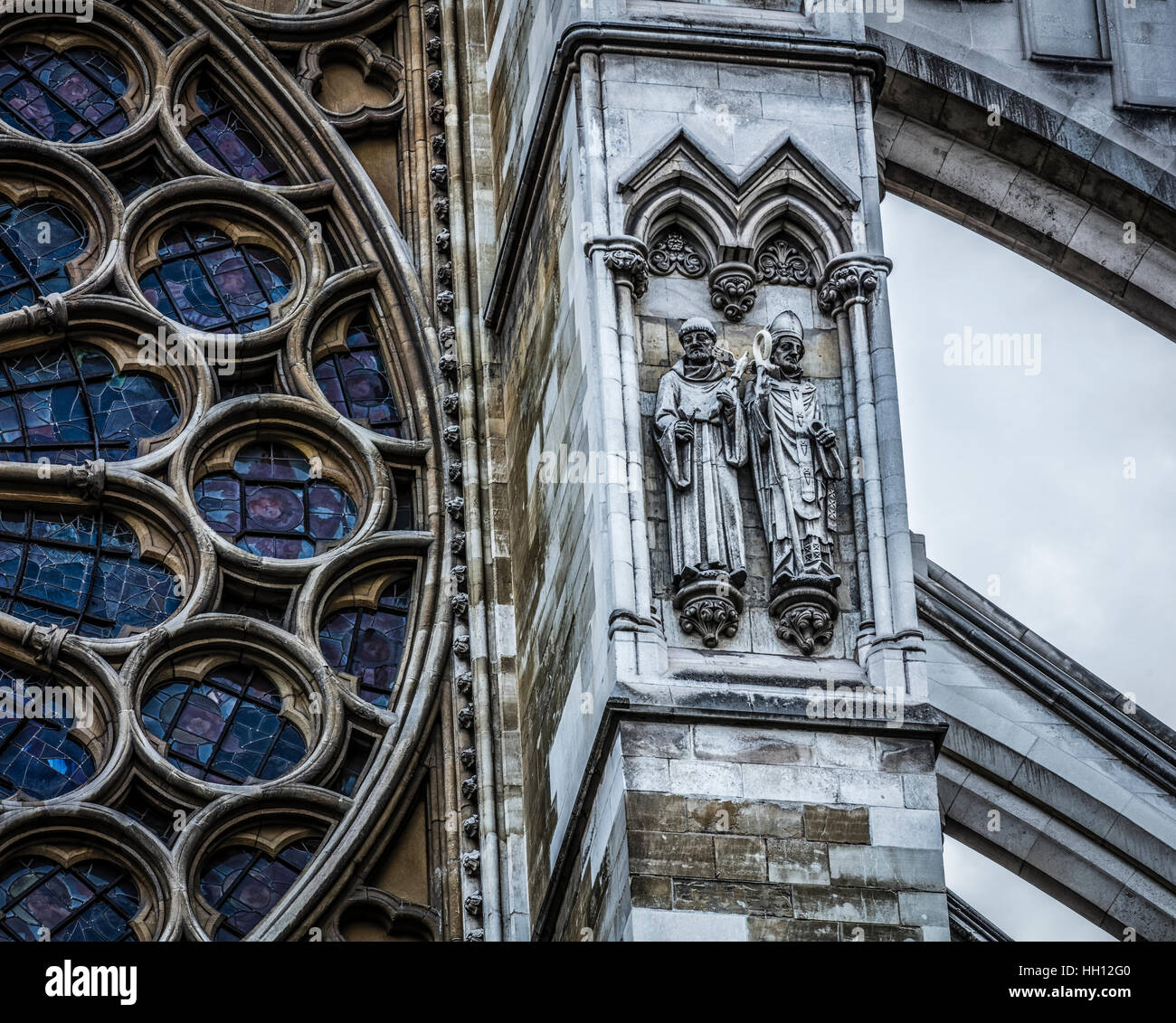 Rose window westminster abbey hi-res stock photography and images - Alamy