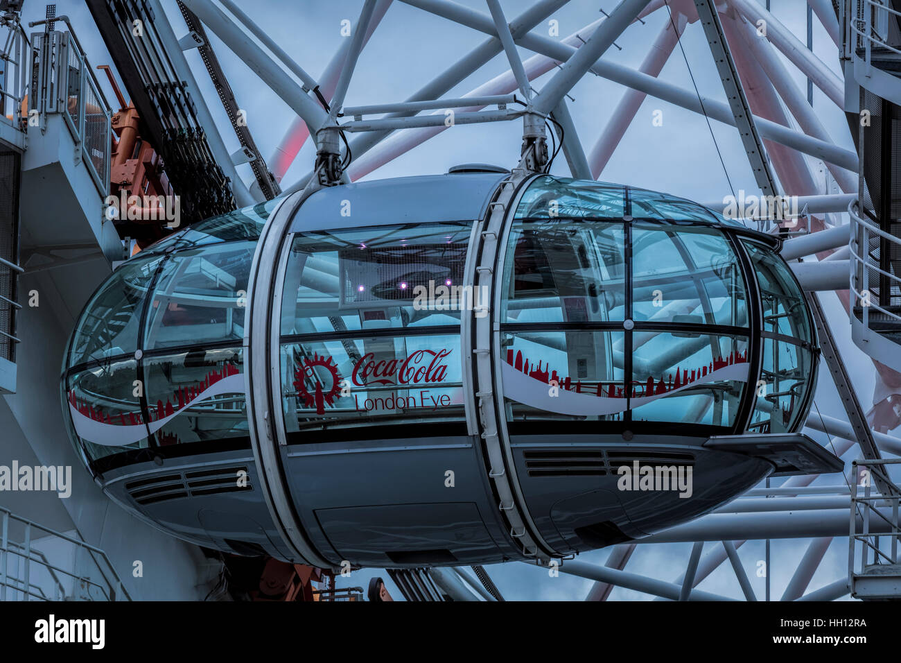 Capsule of the London Eye with coca cola publicty in London Stock Photo ...