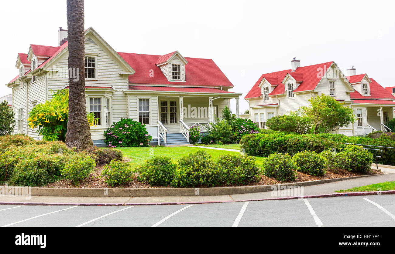 Grass green in the suburbs green plants hi-res stock photography and ...