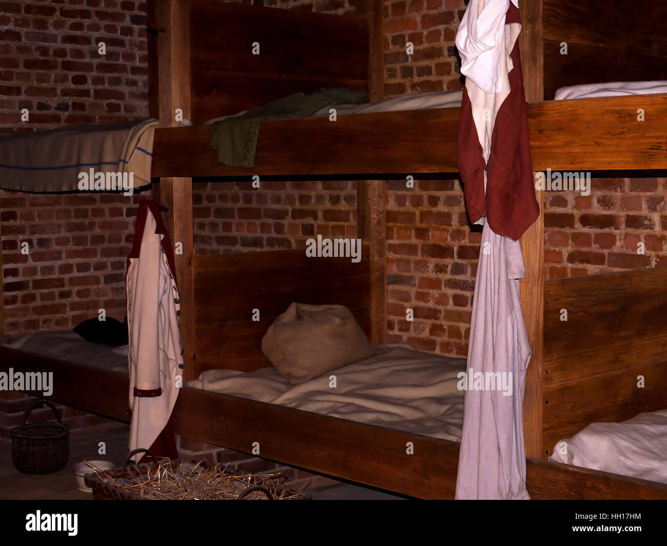 Slave Quarters at Mount Vernon George Washington's Home on the Banks of ...