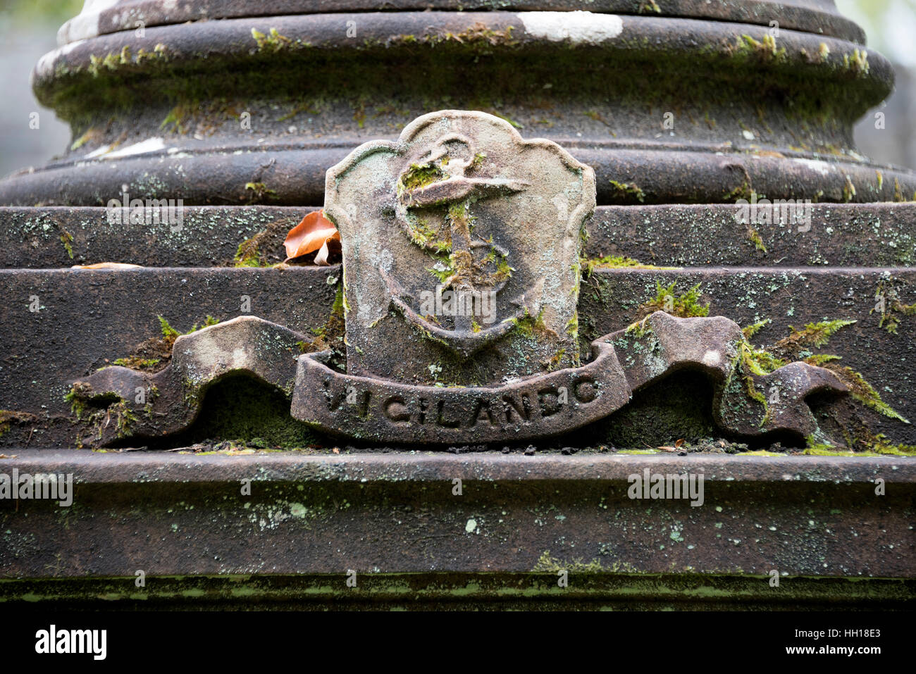 Castles chapel hi-res stock photography and images - Alamy