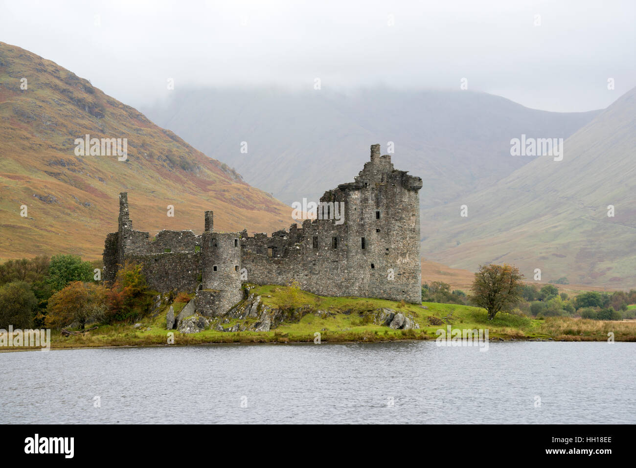Kilchurn Castle, Scotland Stock Photo - Alamy