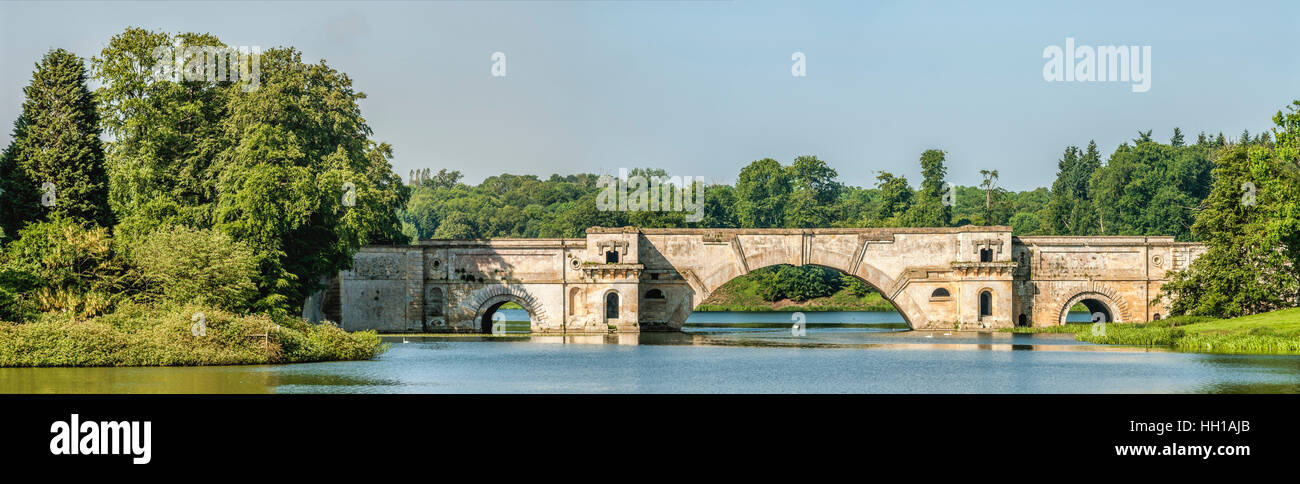 Blenheim Palace Grand Bridge High Resolution Stock Photography and ...