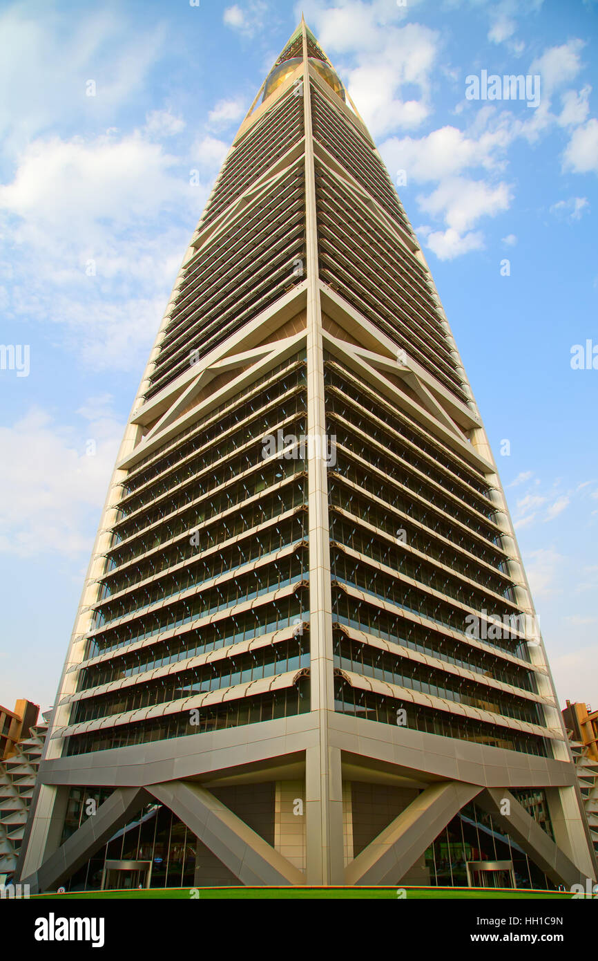 RIYADH - AUGUST 22: Sunset light at Al Faisaliah tower facade on August ...