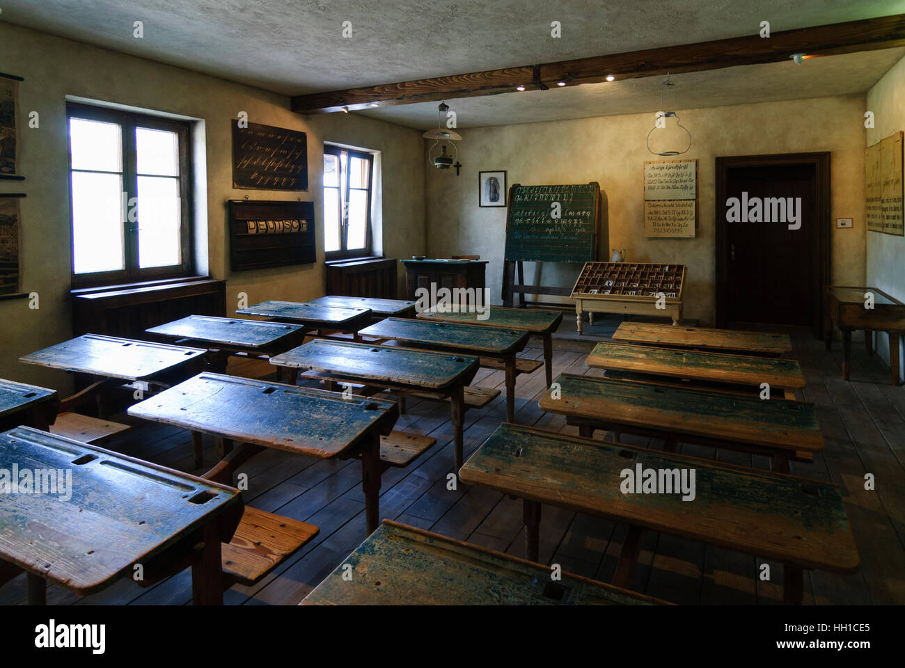 Asparn an der Zaya: Lower Austrian school museum in Michelstetten ...