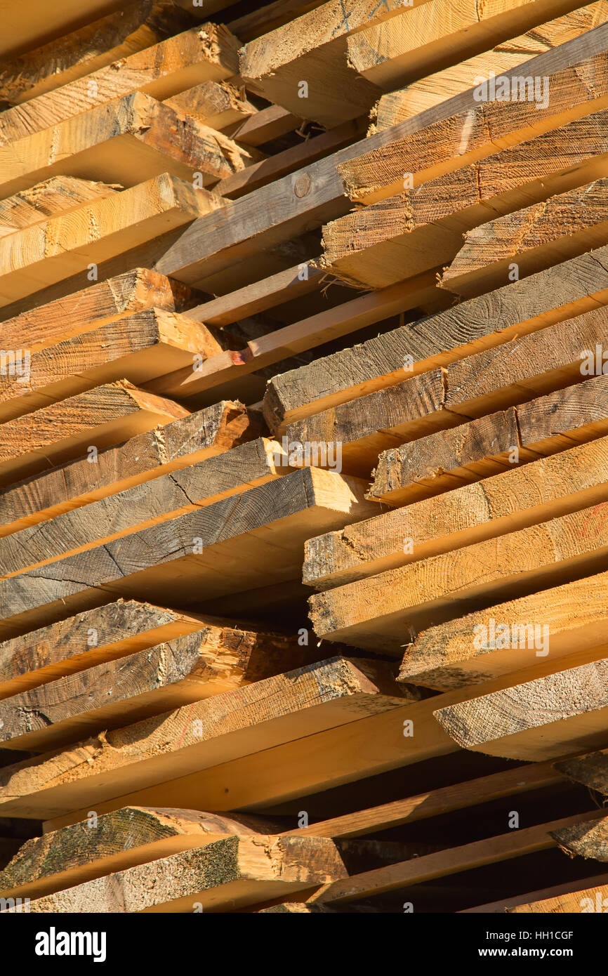 Stack of new wooden studs at the lumber yard Stock Photo - Alamy