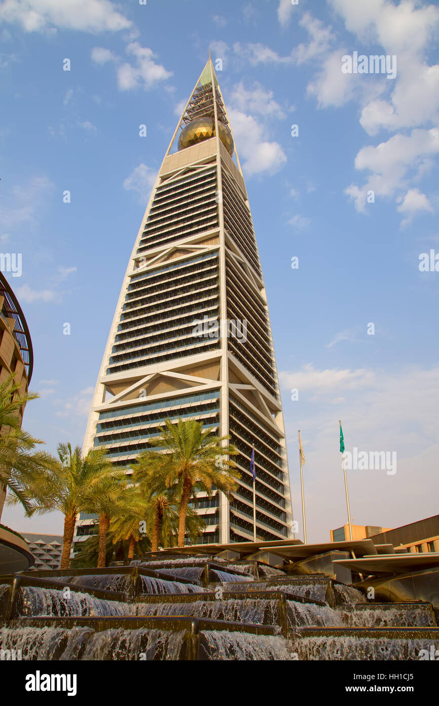 RIYADH - AUGUST 22: Sunset light at Al Faisaliah tower facade on August ...