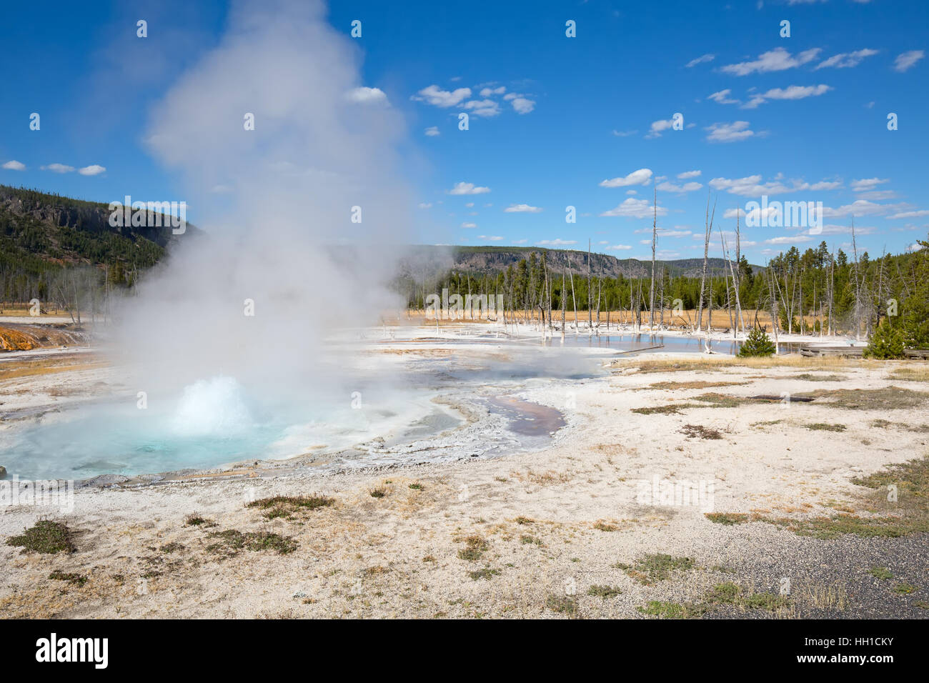 Eruption grand geyser upper hi-res stock photography and images - Alamy