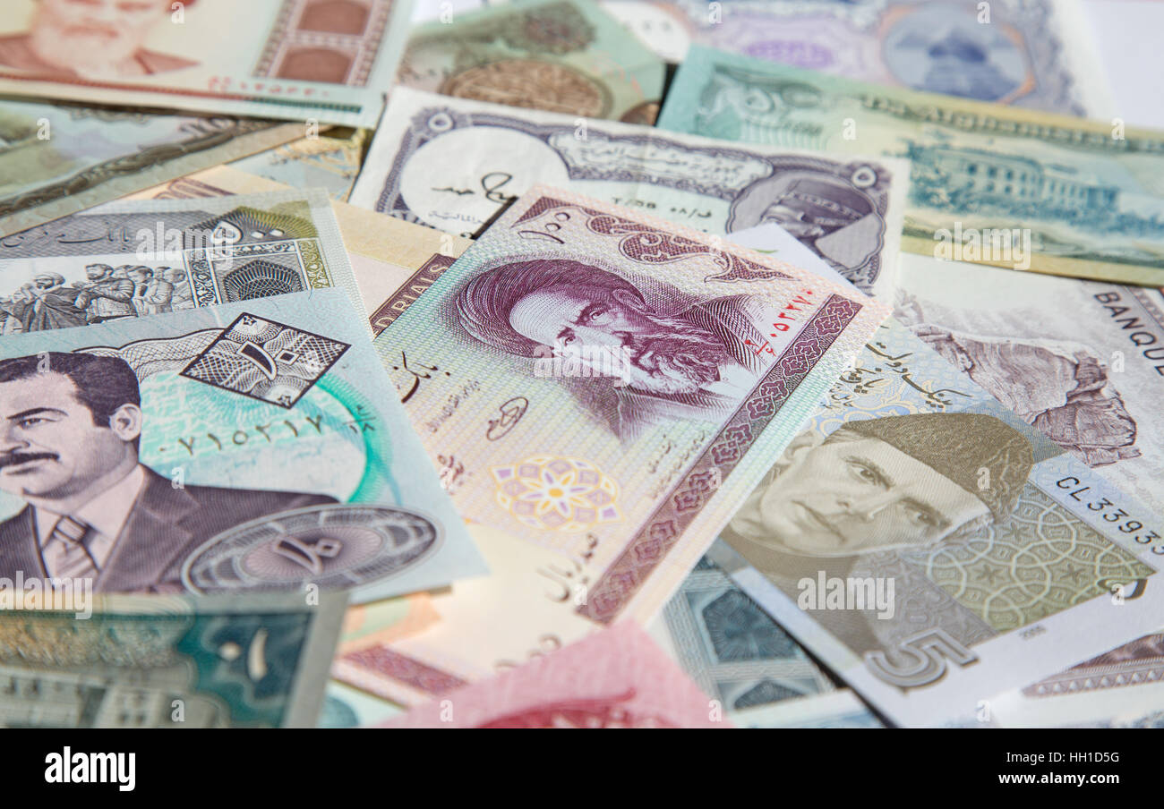 Variety of Middle East banknotes Stock Photo - Alamy