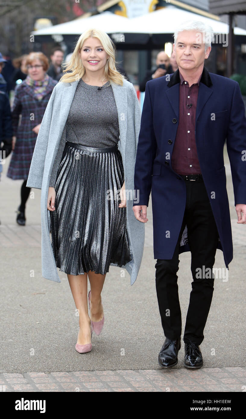 Cliff Richard singing on the south bank. Holly Willoughby, Philip ...