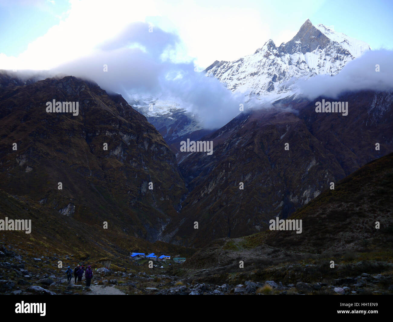 Trekkers Leaving Machhapuchhre Base Camp (MBC) for Annapurna Base Camp ...