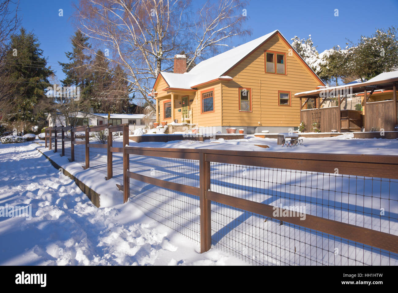 Family home and snow covered ground Gresham Oregon Stock Photo - Alamy