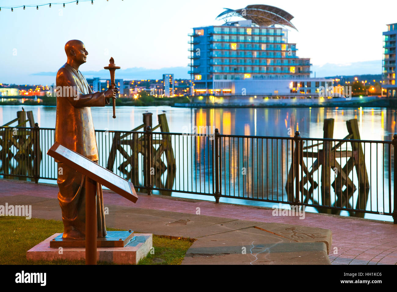 World Peace Statue Stock Photos & World Peace Statue Stock Images - Alamy