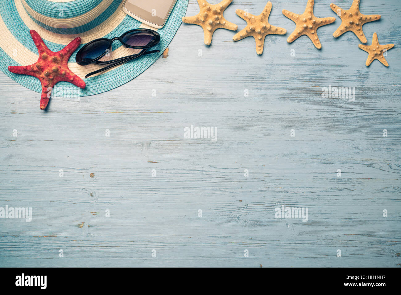 Summer objects for vacation Stock Photo - Alamy