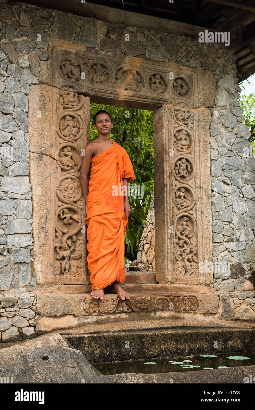 Bentota sri lanka temple hi-res stock photography and images - Alamy