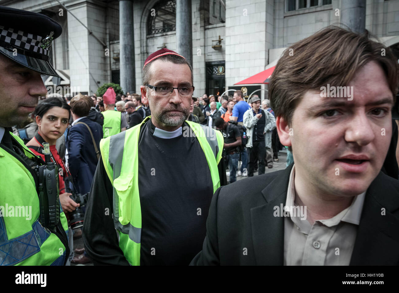 Anti Papal High Resolution Stock Photography and Images - Alamy