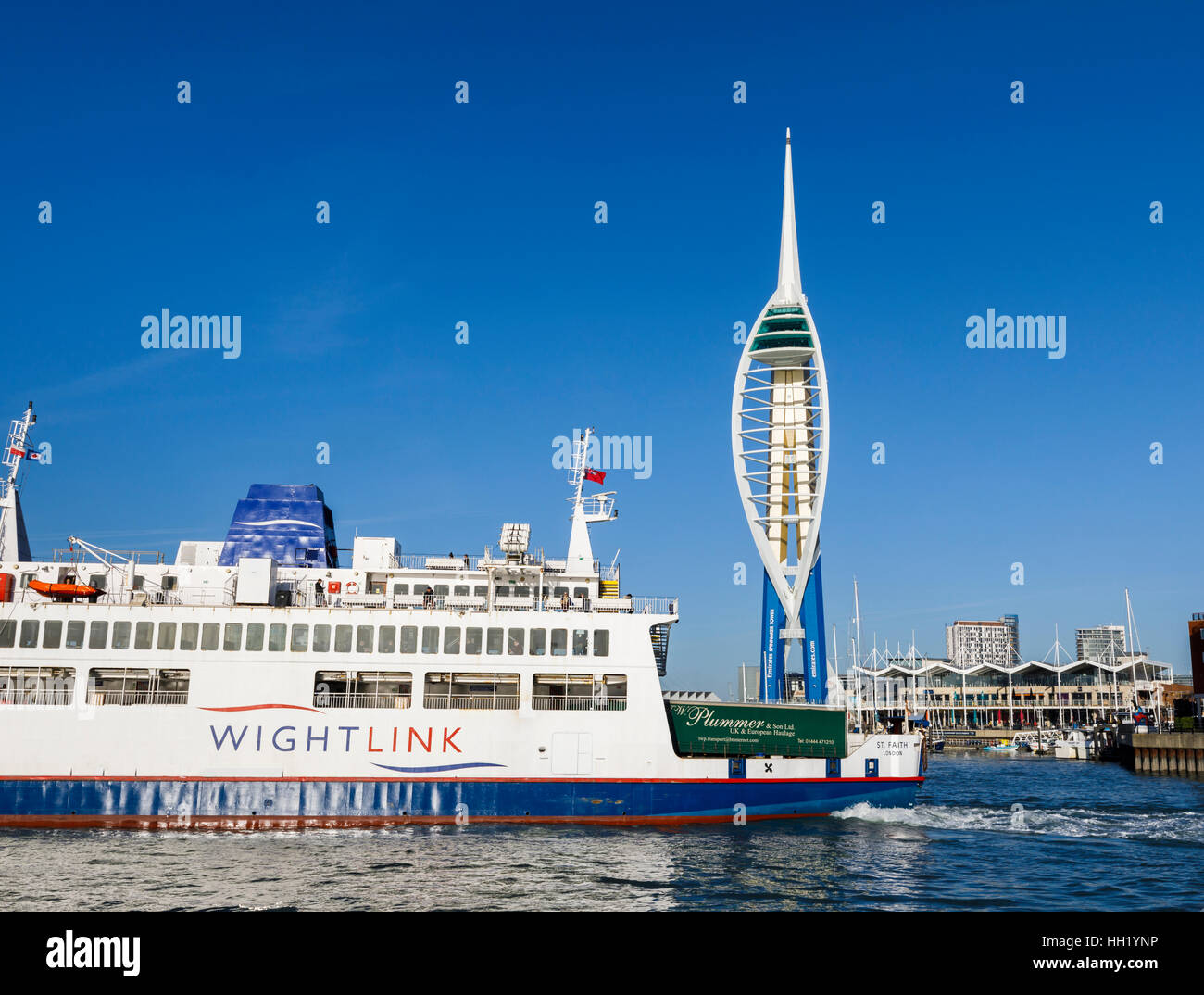 WhiteLink ferry by the Emirates Spinnaker Tower, Portsmouth Harbour ...