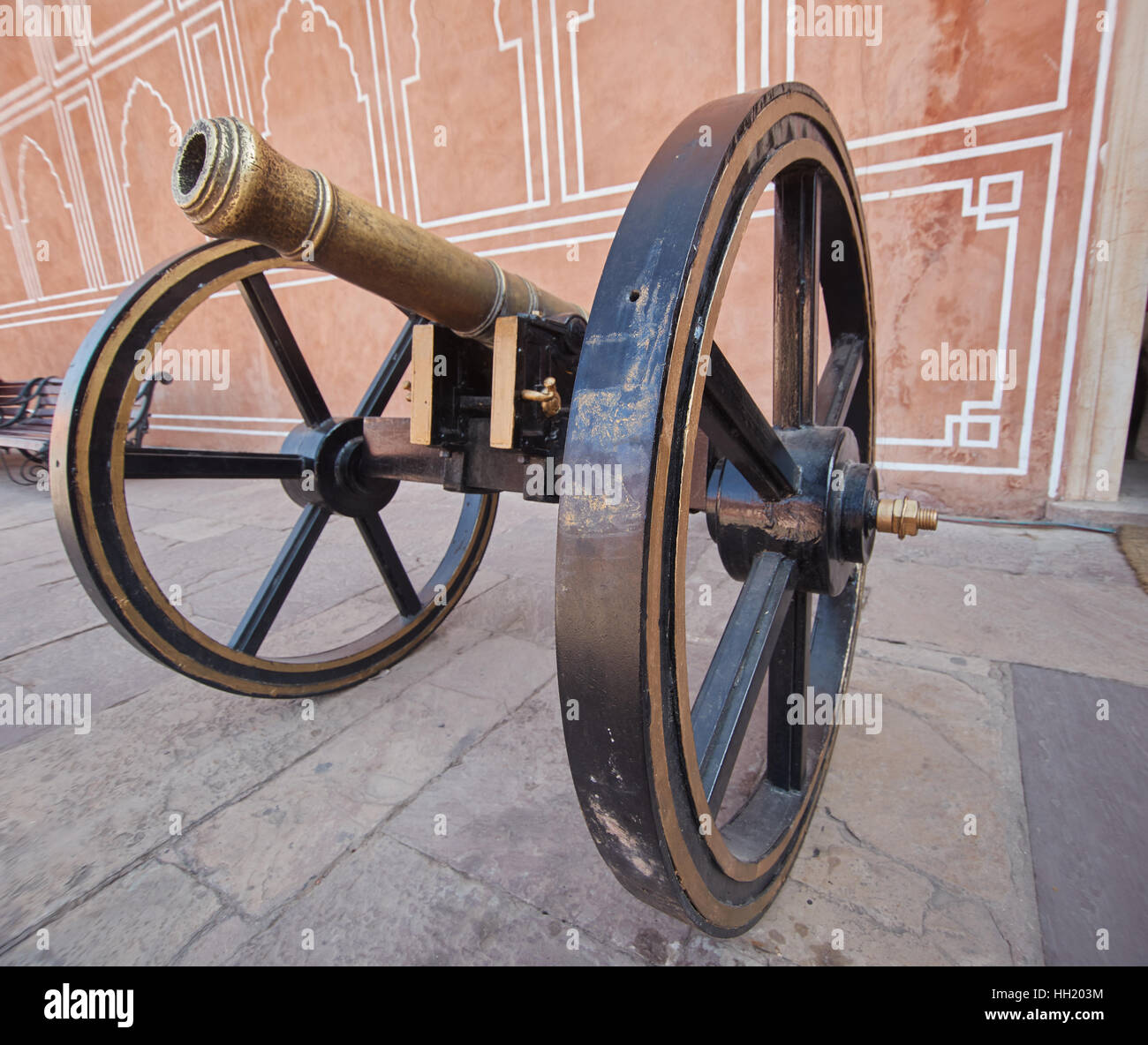 Castle historic indian cannon hi-res stock photography and images - Alamy