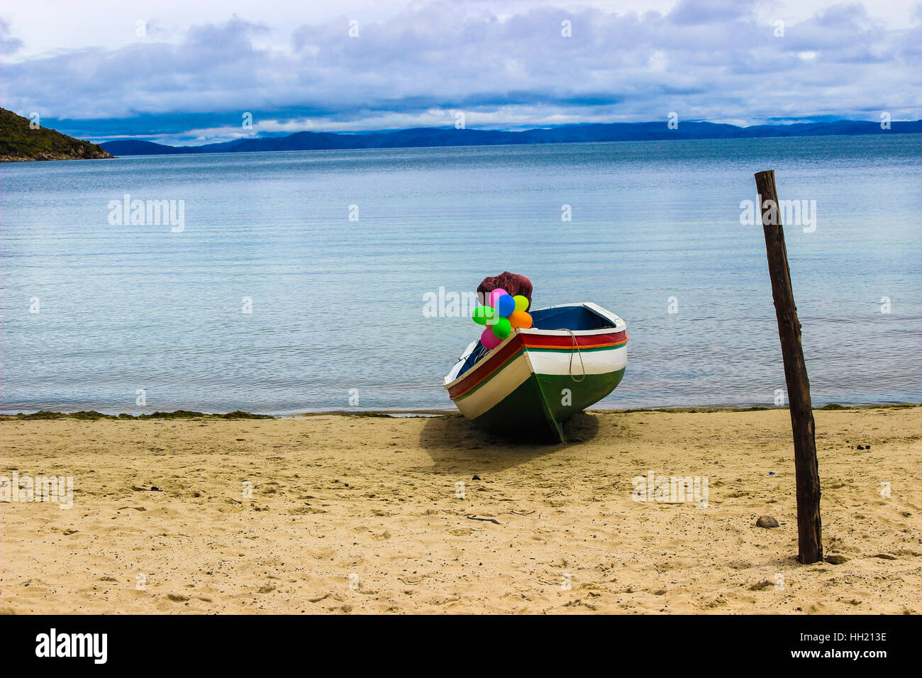 Boat with balloons hi-res stock photography and images - Alamy