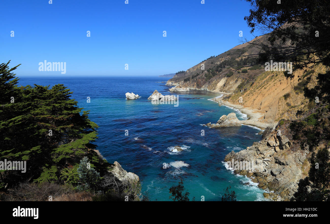 Julia Pfeiffer Burns State Park, Big Sur, California. Looking north ...