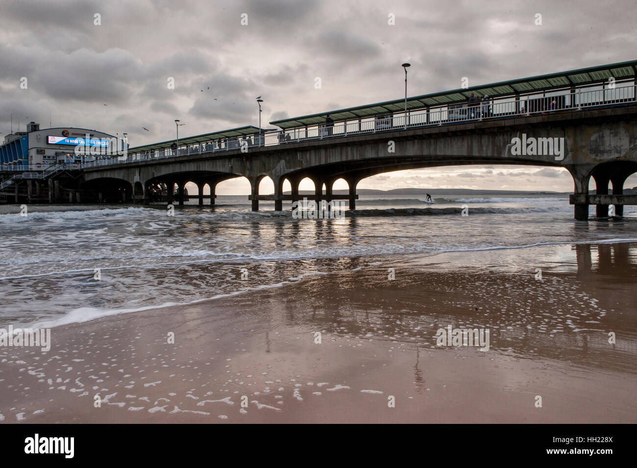 Bournemouth Winter High Resolution Stock Photography and Images - Alamy