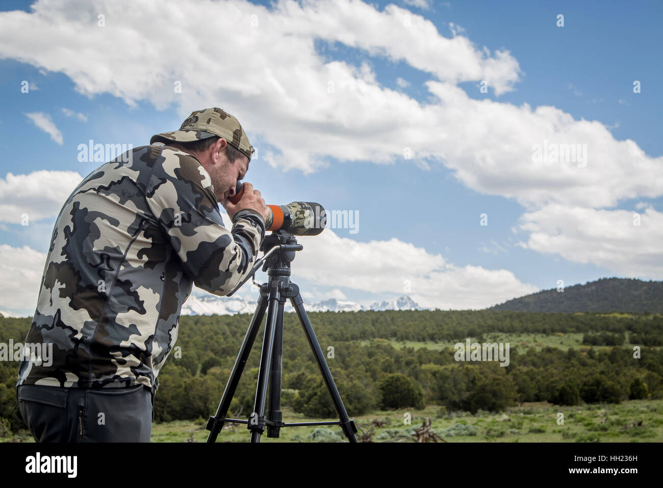 Spotting scope hi-res stock photography and images - Alamy