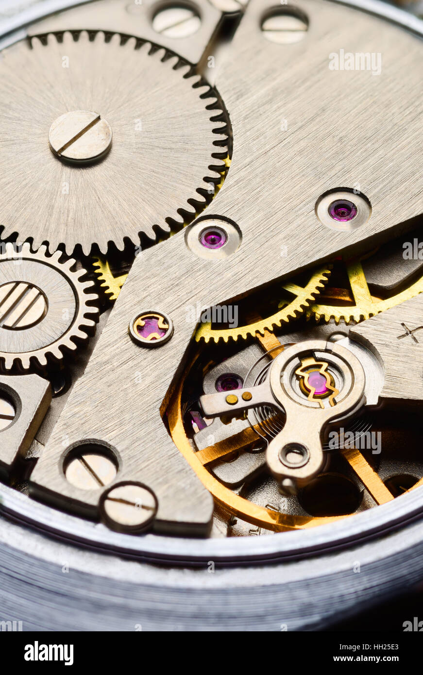 Gear clock hi-res stock photography and images - Alamy