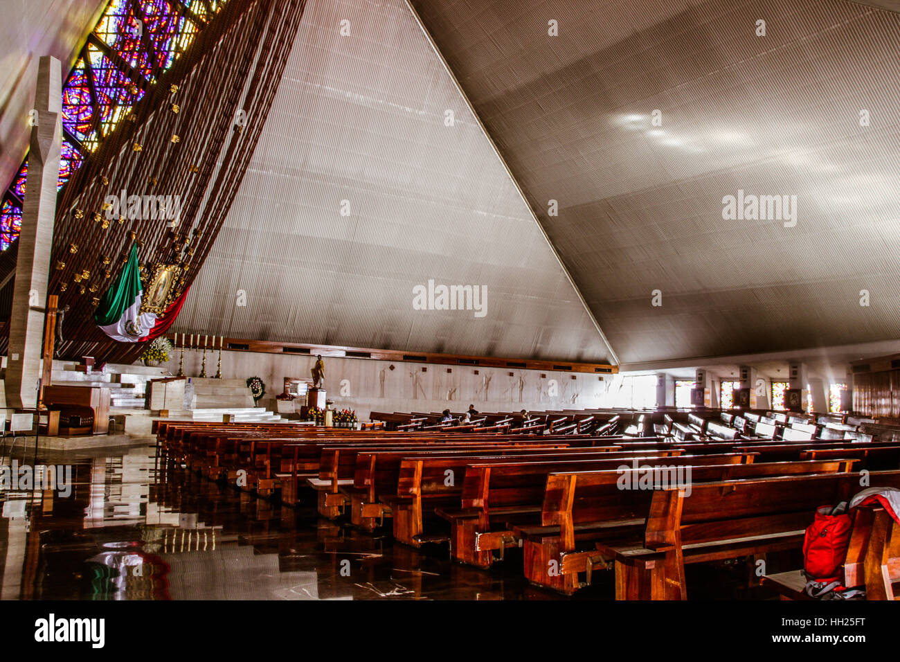 Basilica de guadalupe monterrey hi-res stock photography and images - Alamy